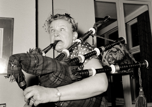 Anna Russell discusses her singing career | The WFMT Studs Terkel Radio ...